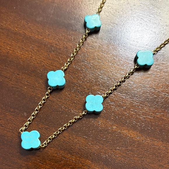 Jewelry | Turquoise Howlite Stone Clover Necklace | Poshmark